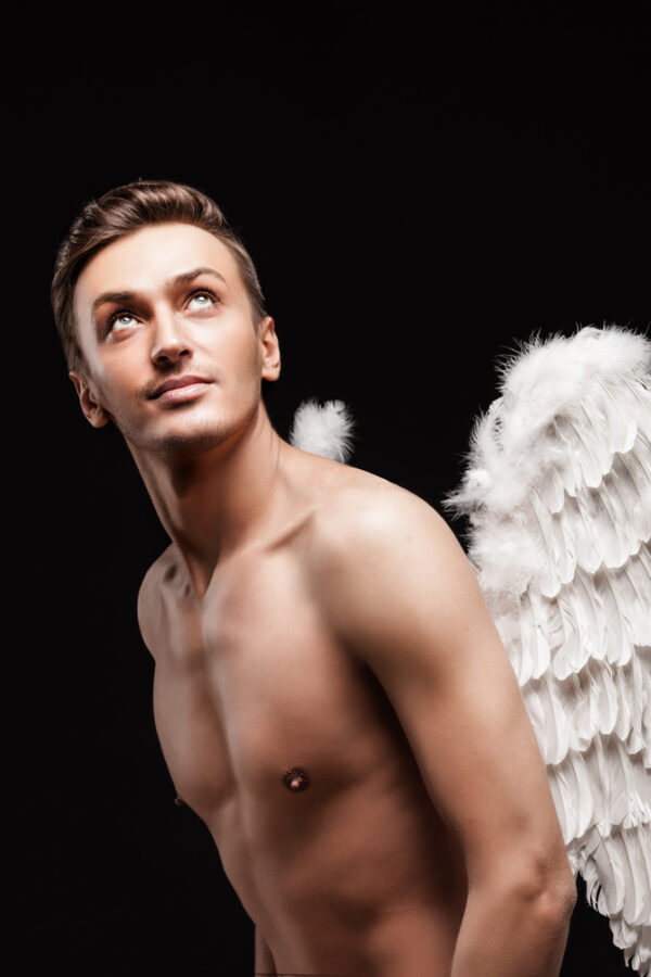 17 things you only know if you’ve been a go-go boy in a gay bar – THEGAYUK